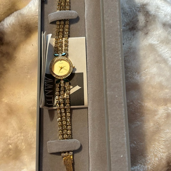 Avanti | Accessories | Ladies Watch | Poshmark